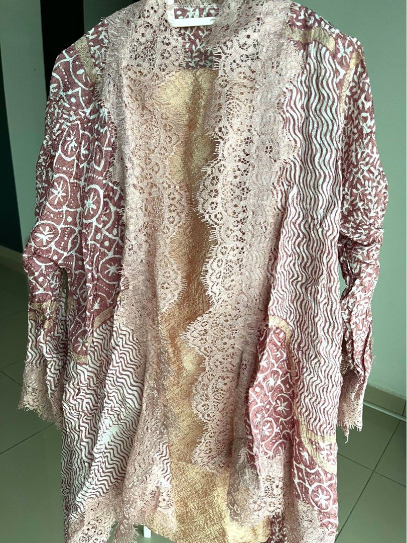 Batik set viscose lace, Women's Fashion, Muslimah Fashion, Baju Kurung ...