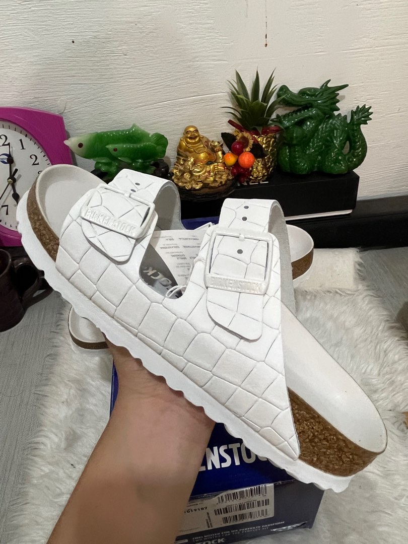 Birkenstock Mono-croc on Carousell