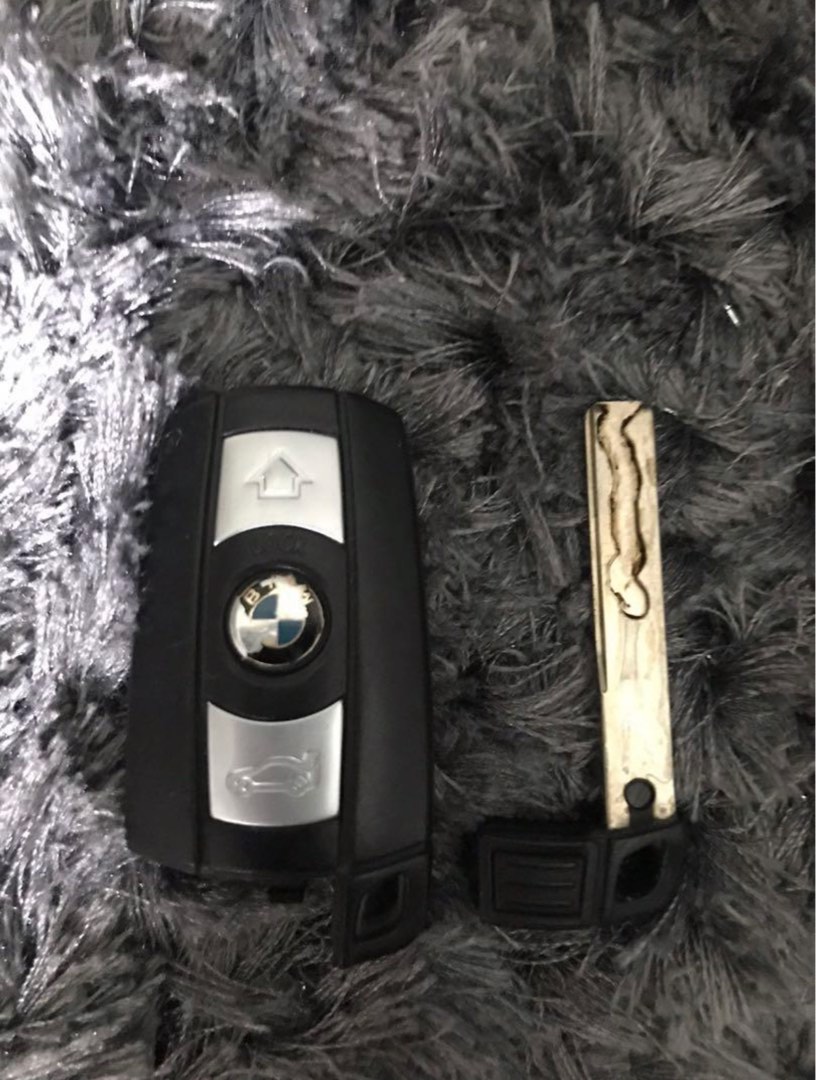 Authentic BMW 3 series car key, Car Accessories, Accessories on Carousell