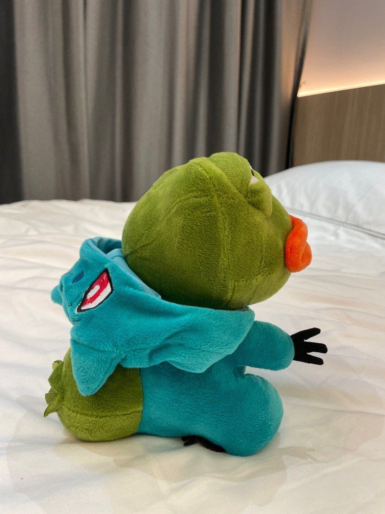 Bulbasaur Meme Pepe Plush Hoodie, Hobbies & Toys, Toys & Games on Carousell