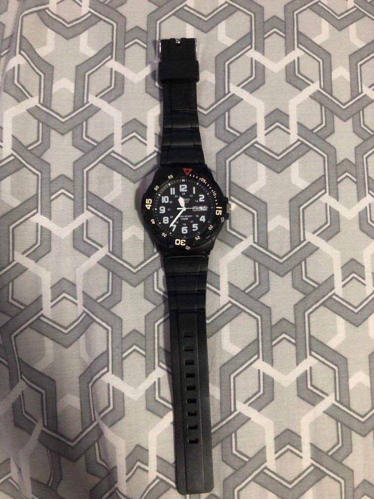 Casio MRW-200H Stainless Steel Back - Water Resistant 10 Bar, Men's ...