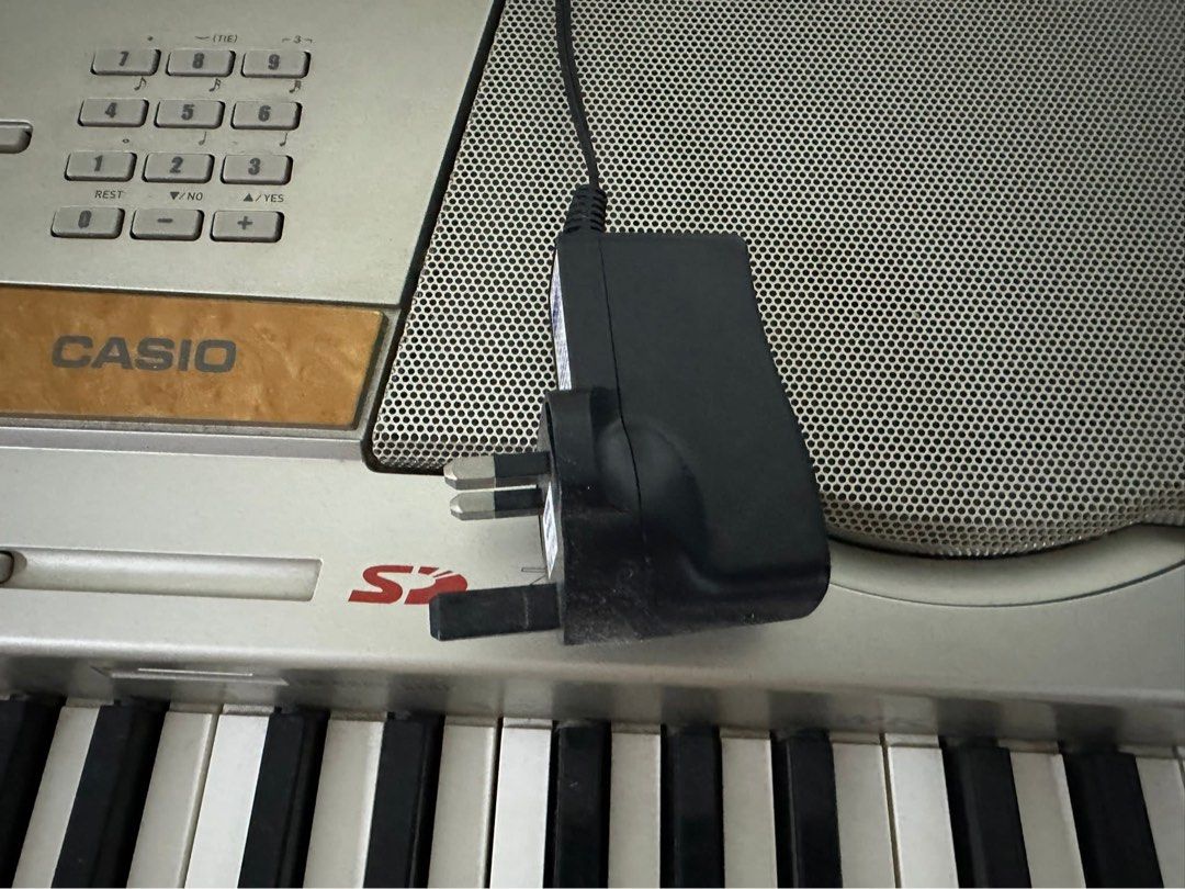 Casio WK 8000 Piano, Hobbies & Toys, Music & Media, Musical Instruments ...