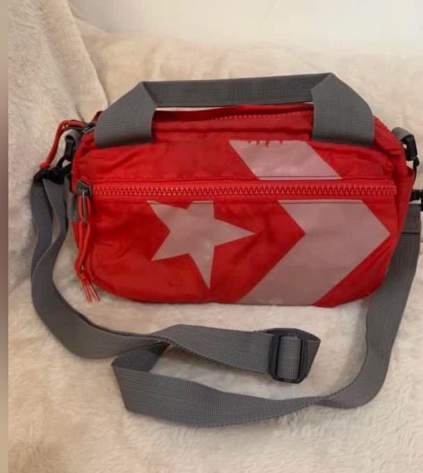 Converse sling bag on Carousell