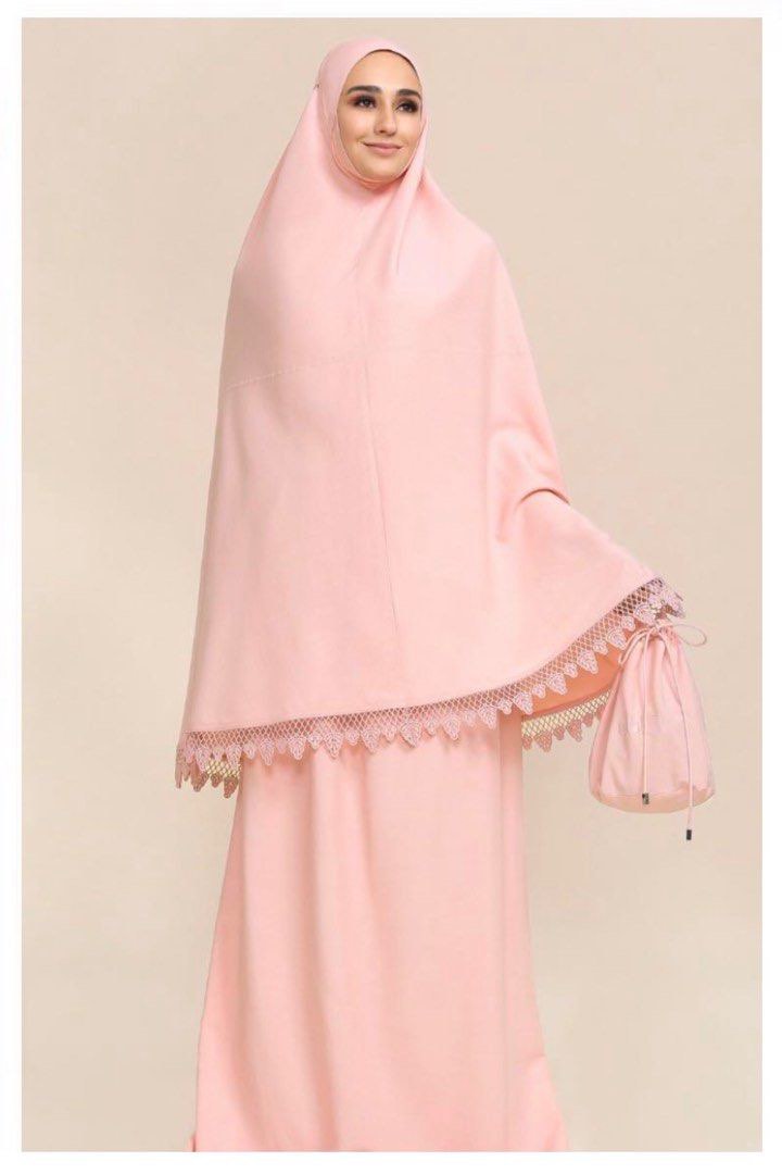 dUCk Telekung sample sale, Women's Fashion, Muslimah Fashion, Prayer ...