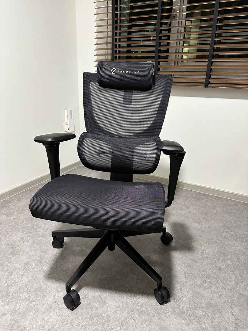 Ergotune Supreme V3 (M Size), Furniture & Home Living, Furniture ...