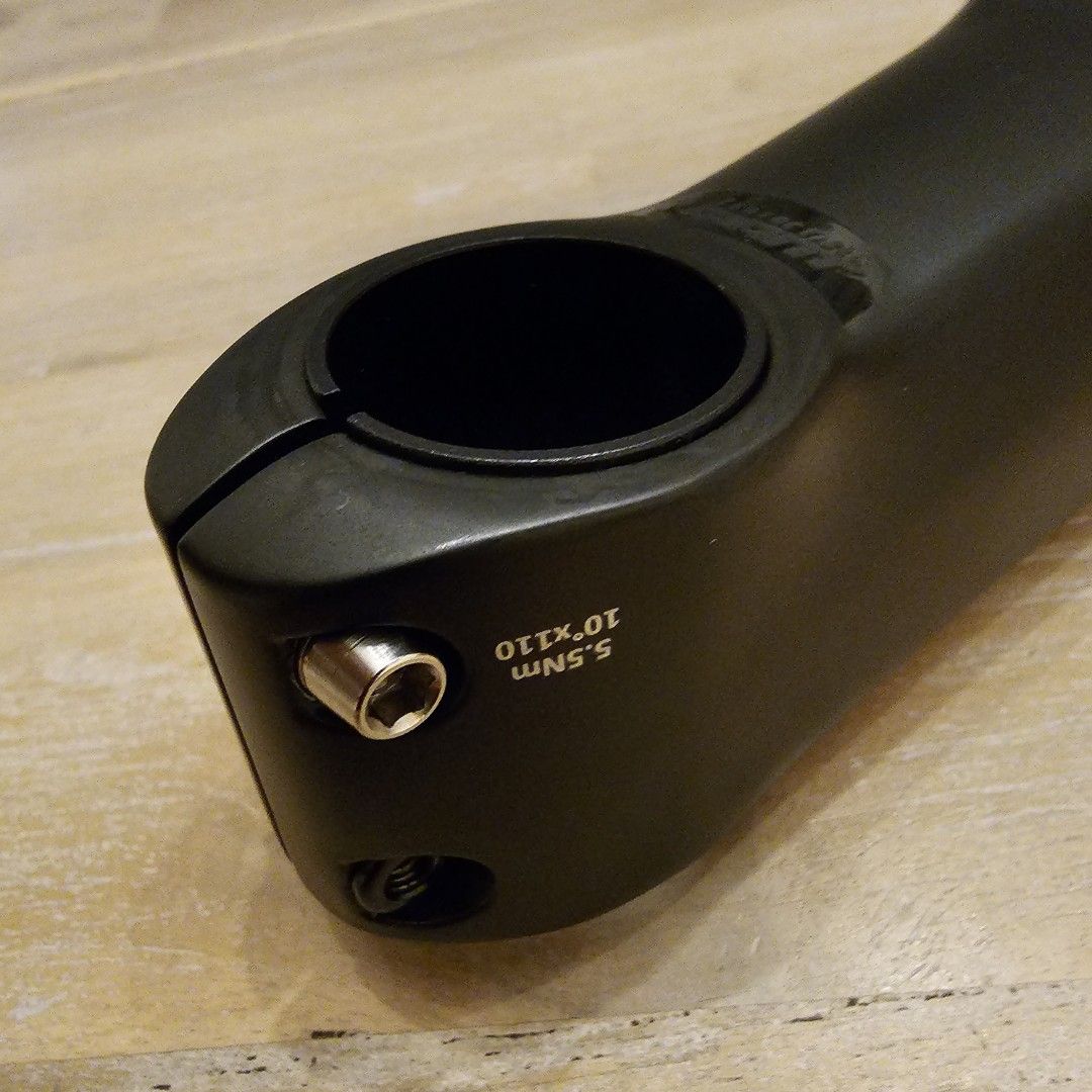 GIANT CONTACT SLR OD2 STEM, Sports Equipment, Bicycles & Parts, Parts ...