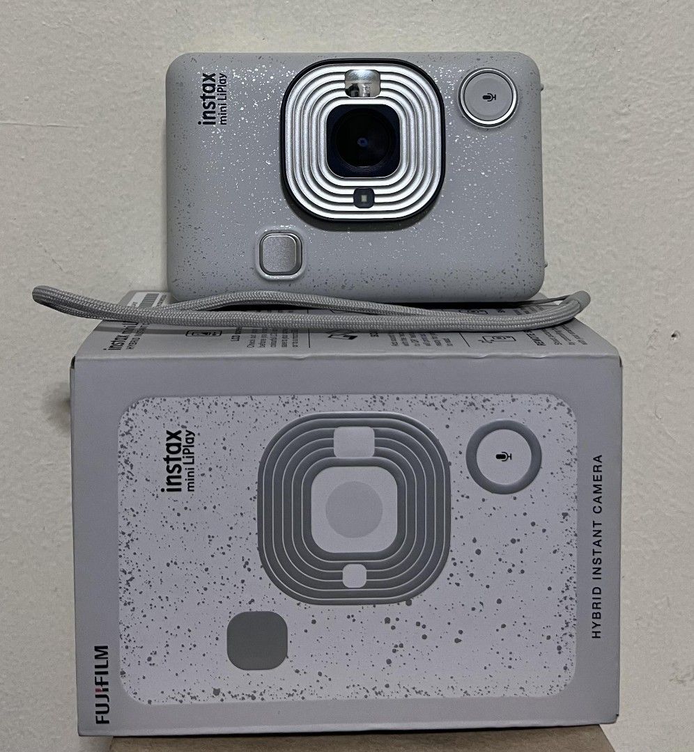 Instax mini LiPlay, Photography, Cameras on Carousell