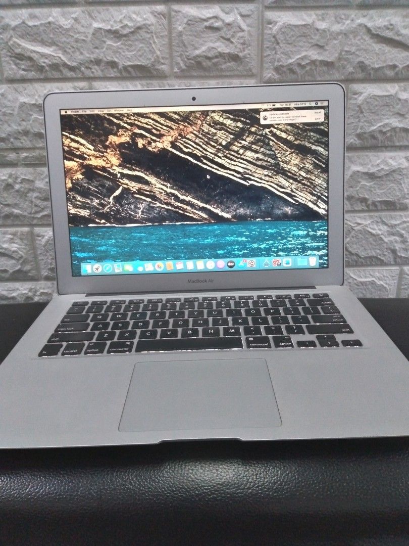 Laptop Macbook 2015, Elektronik, Komputer, Laptop di Carousell
