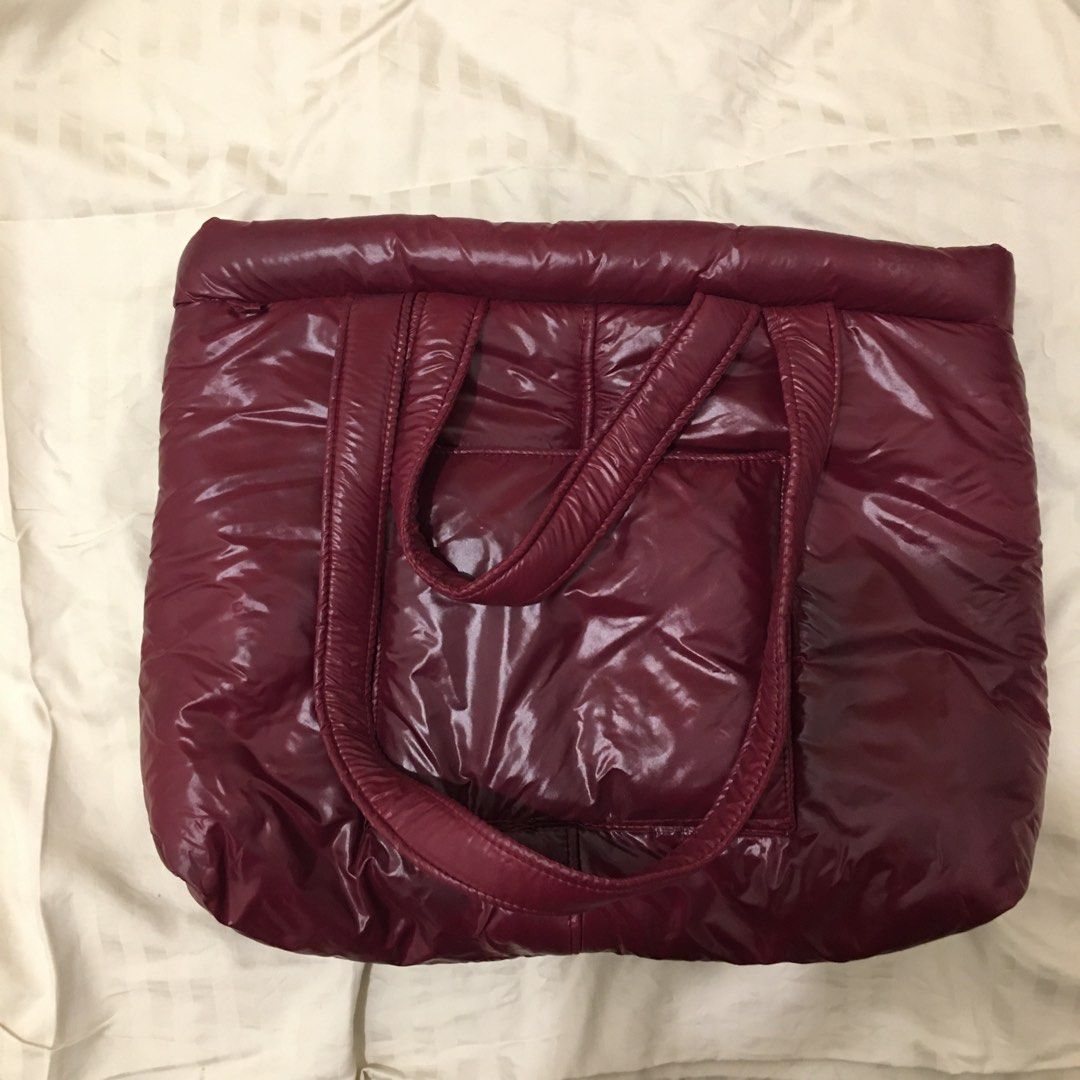 Large Maroon Puffbag, Fesyen Wanita, Tas & Dompet di Carousell