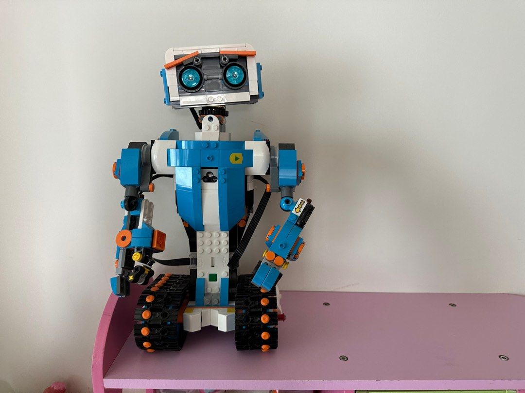 Lego Boost Creative Toolbox 興趣及遊戲 玩具 And 遊戲類 Carousell