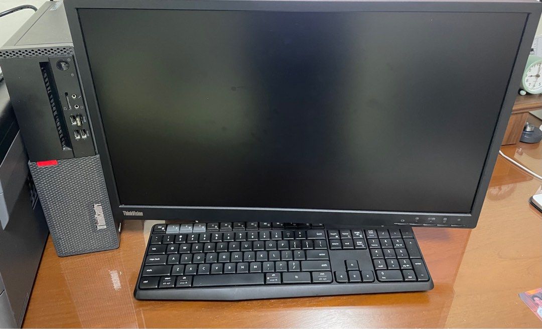 Lenovo desktop PC 2018 with 24 inch monitor, Logitech keyboard ...
