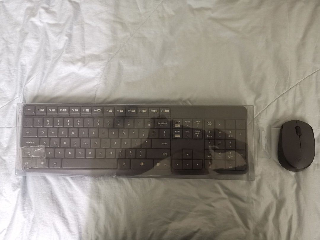 Logitech Wireless Keyboard Mouse Computers Tech Parts Accessories Computer Keyboard On