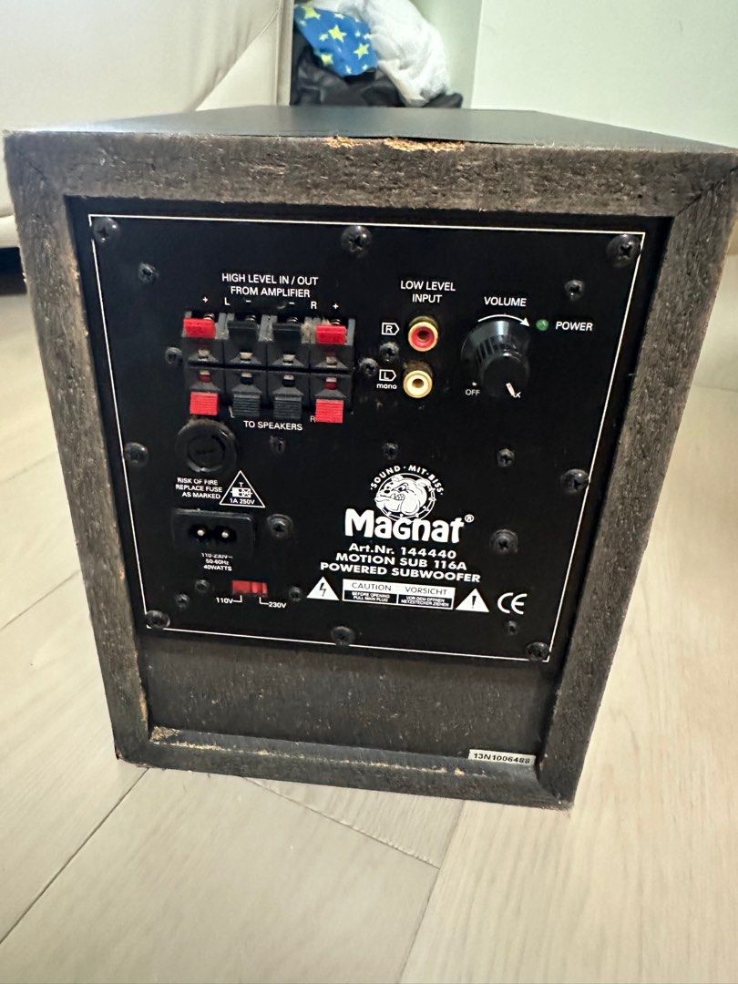 Magnat subwoofer 超低音喇叭, 音響器材, Soundbar、揚聲器、藍牙喇叭、耳擴 - Carousell