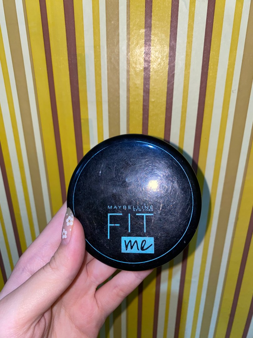 Maybelline Fit me 12-Hour Oil Control Powder Make Up | bedak padat maybelline, Kesehatan ...