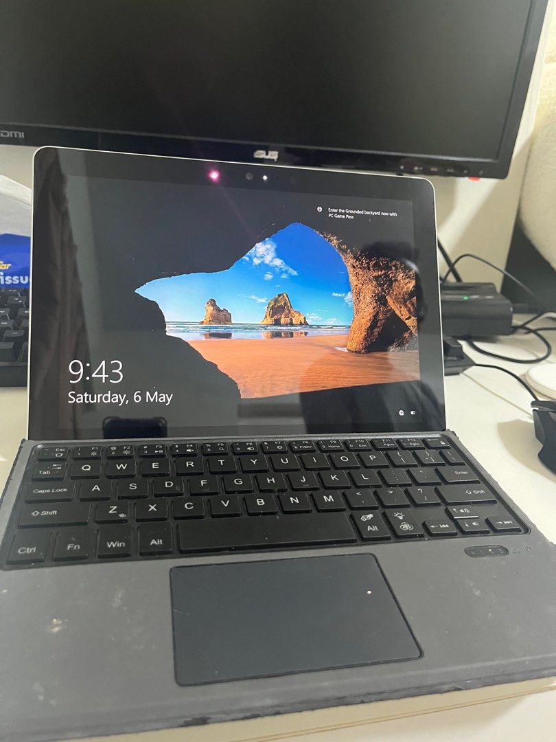 Microsoft Surface Go, Computers & Tech, Laptops & Notebooks on Carousell