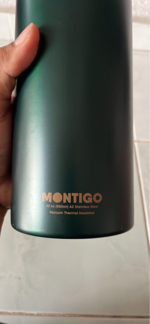 Montigo 950ml water bottle, Furniture & Home Living, Kitchenware ...