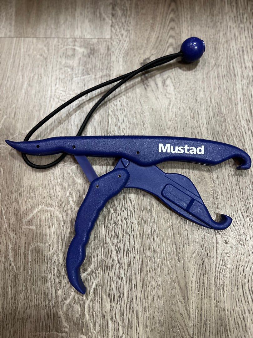 MUSTAD LIP GRIP / BOGA GRIP , Sports Equipment, Fishing on Carousell