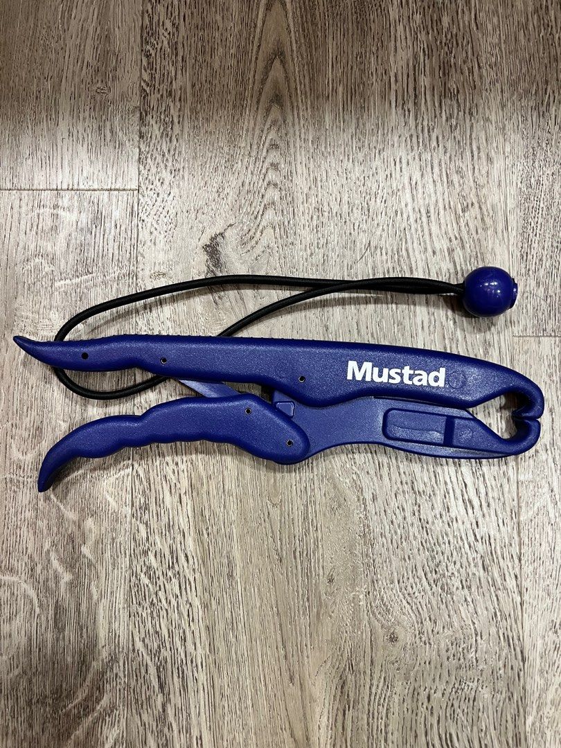 MUSTAD LIP GRIP / BOGA GRIP , Sports Equipment, Fishing on Carousell