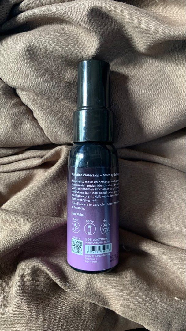 Studio Tropik Dream Setter Setting Spray, Kesehatan & Kecantikan, Rias ...