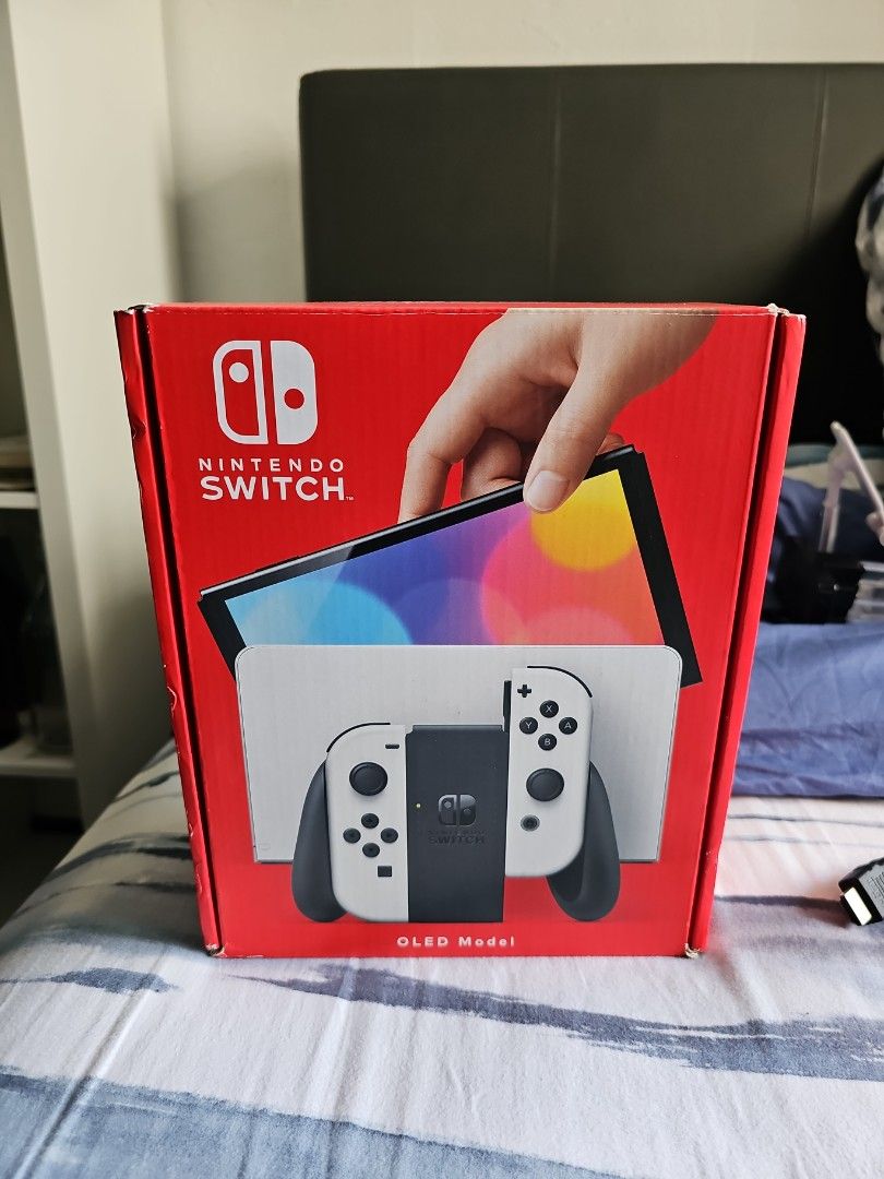 Nintendo Switch OLED with 2 games, Video Gaming, Video Game Consoles ...