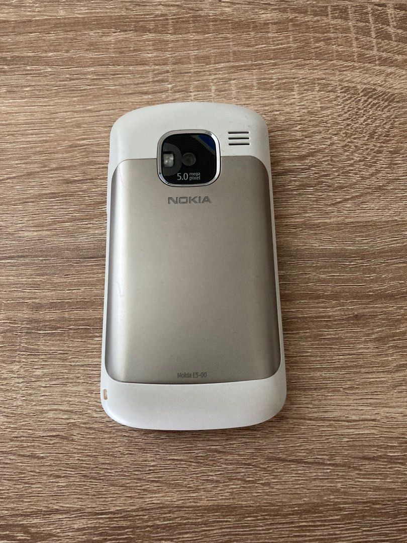 Nokia E5 white, Mobile Phones & Gadgets, Mobile Phones, Early Generation Mobile Phones on Carousell