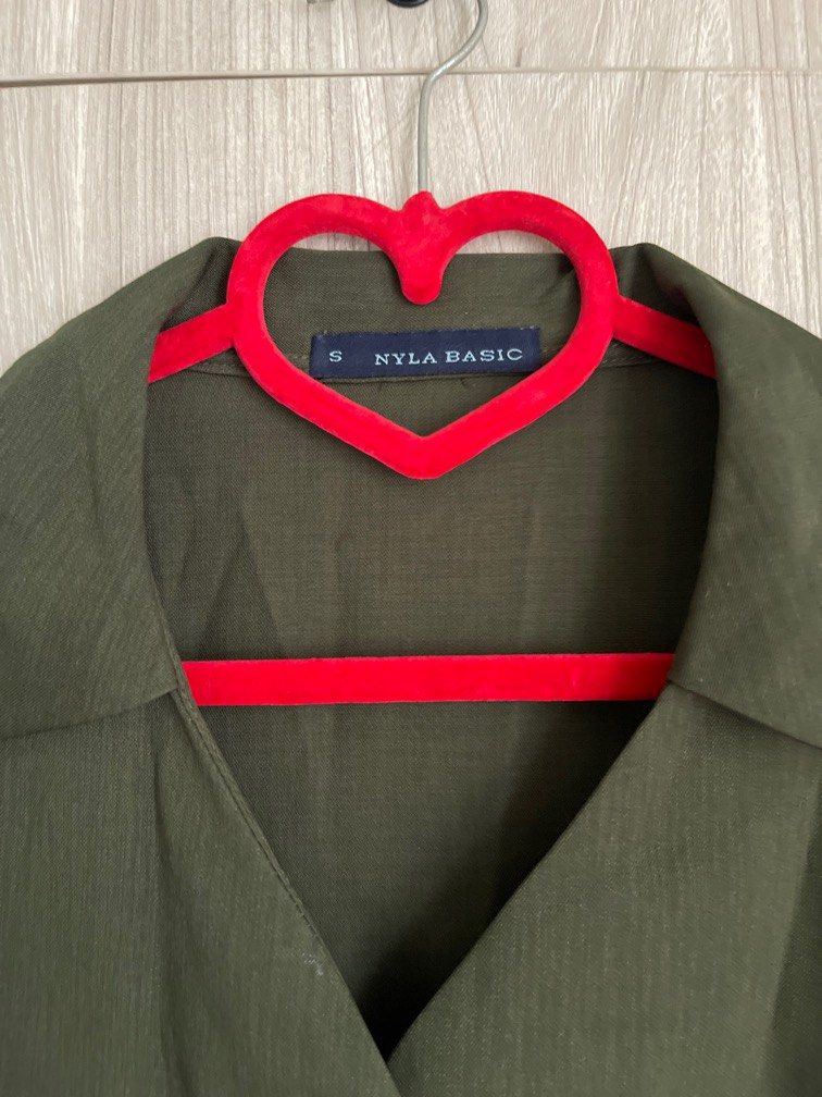 Nyla green top on Carousell