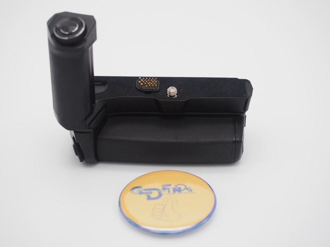 Olympus Ecg-5 External grip with powerpack for Olympus Em5 mark ii ...