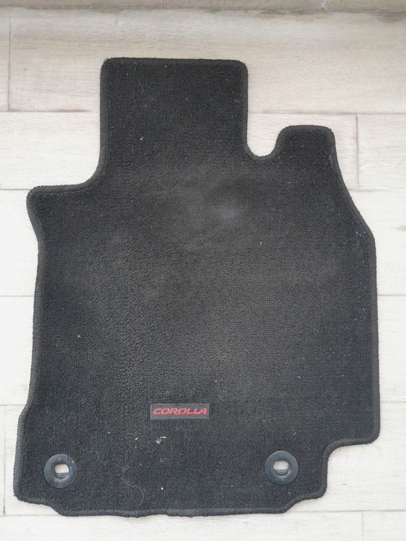 Original 2018 Toyota Corolla Altis Floor Mats, Car Accessories ...