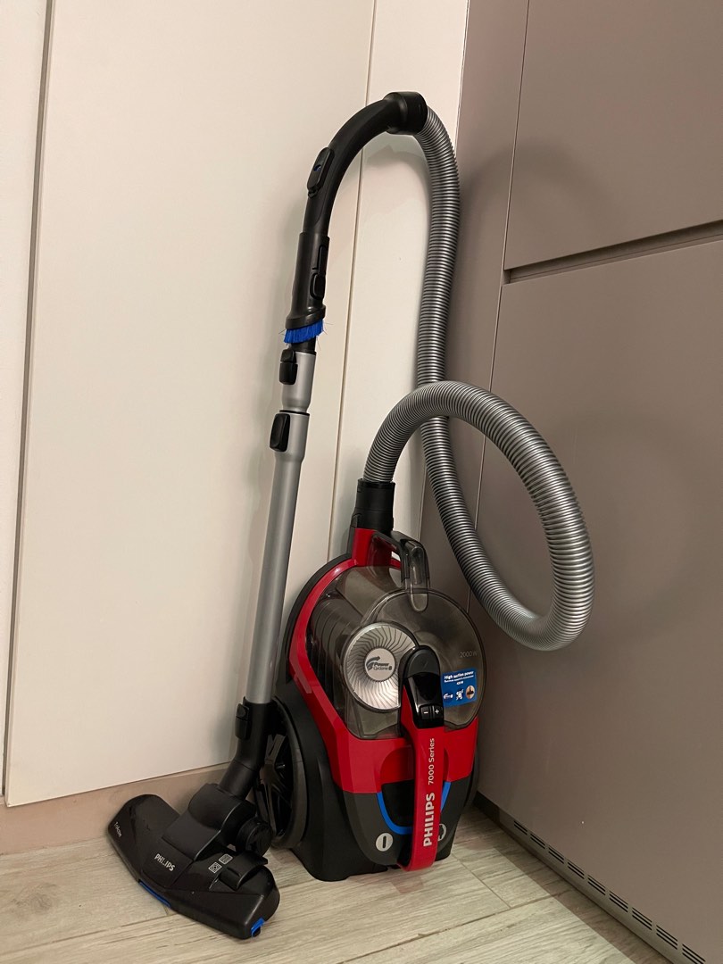 Philips FC9728 Bagless Vacuum Cleaner (2000W) for sale!, TV & Home ...