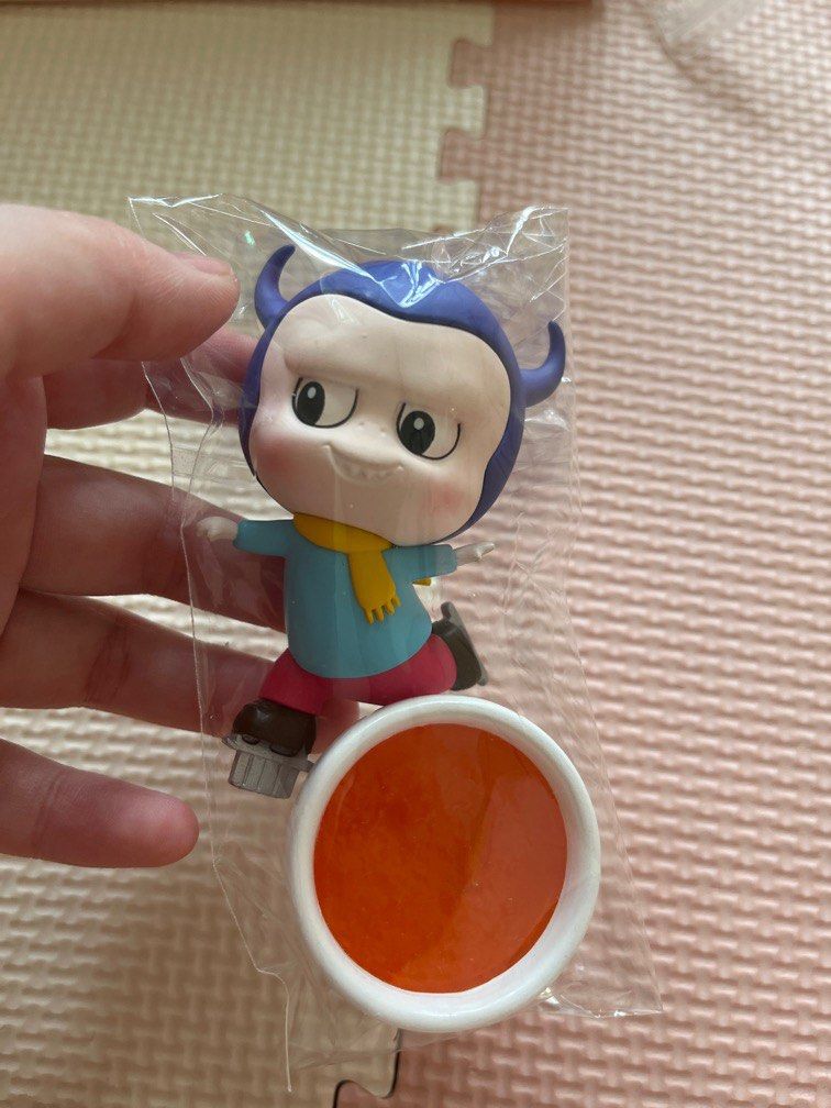 Popmart Labubu Yaya, 興趣及遊戲, 玩具 & 遊戲類 - Carousell