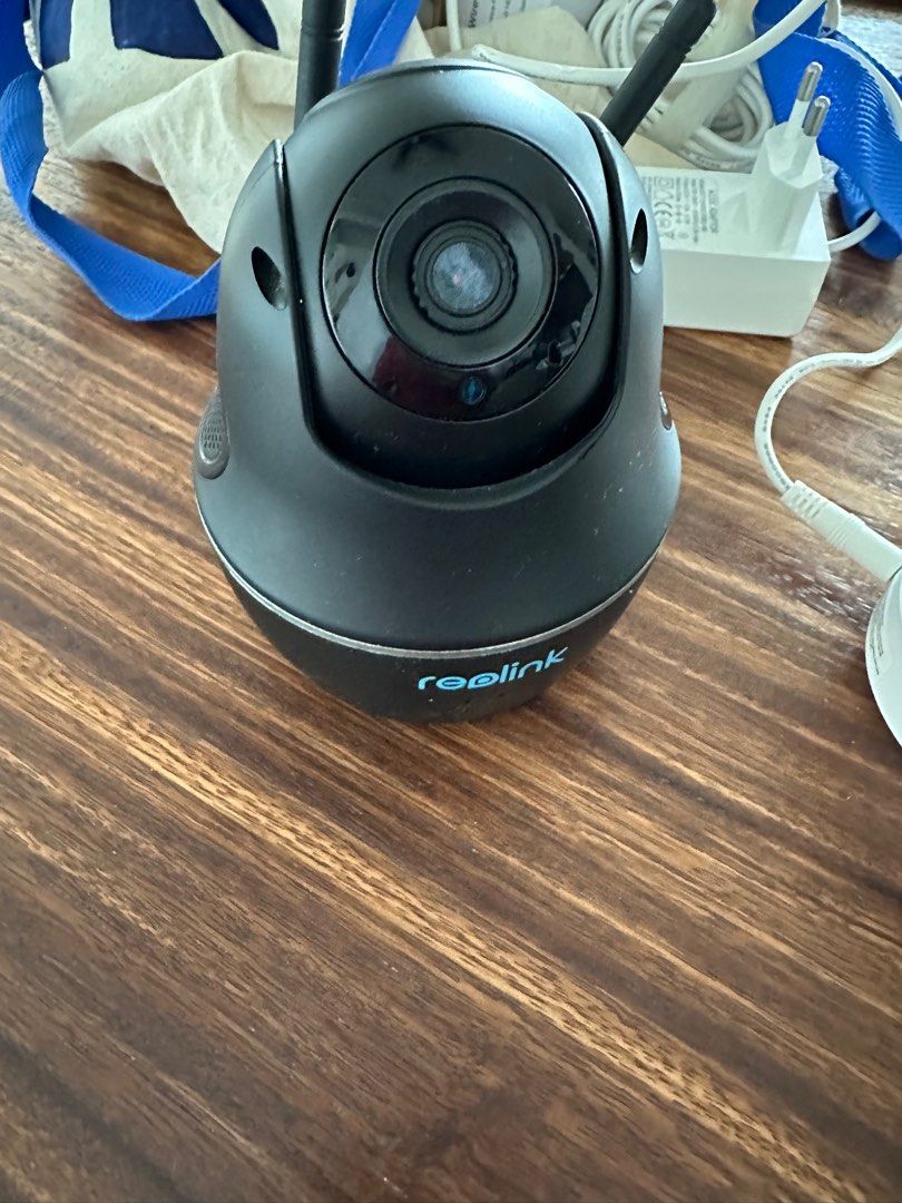 Reolink IP Cameras E1, E1 Pro, C1 Pro, Argus, Argus 2, Furniture & Home ...