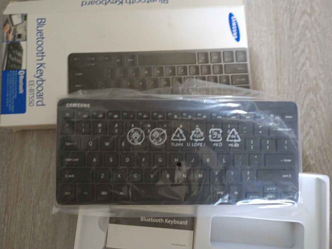 Samsung key board wireless, Computers & Tech, Parts & Accessories ...