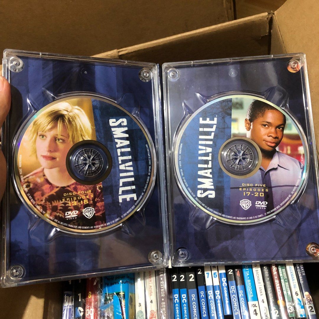 SMALLVILLE THE COMPLETE SECOND SEASON, Hobbies & Toys, Music & Media ...