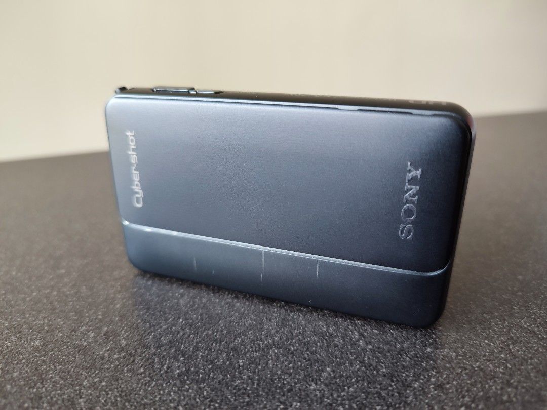 Sony TX10 16.2MP waterproof camera, Photography, Cameras on Carousell