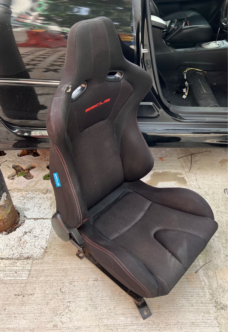 SSCUS semi bucket seat, Car Accessories, Accessories on Carousell