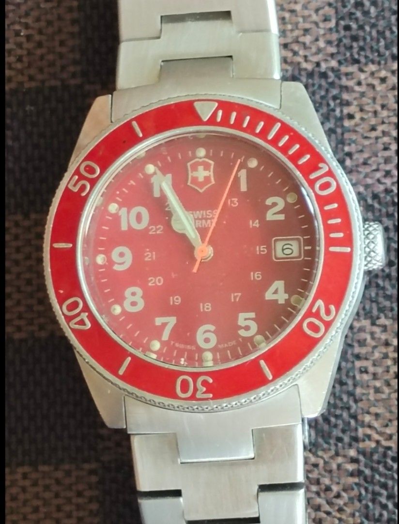 Swiss Army Red Lancer 100 on Carousell