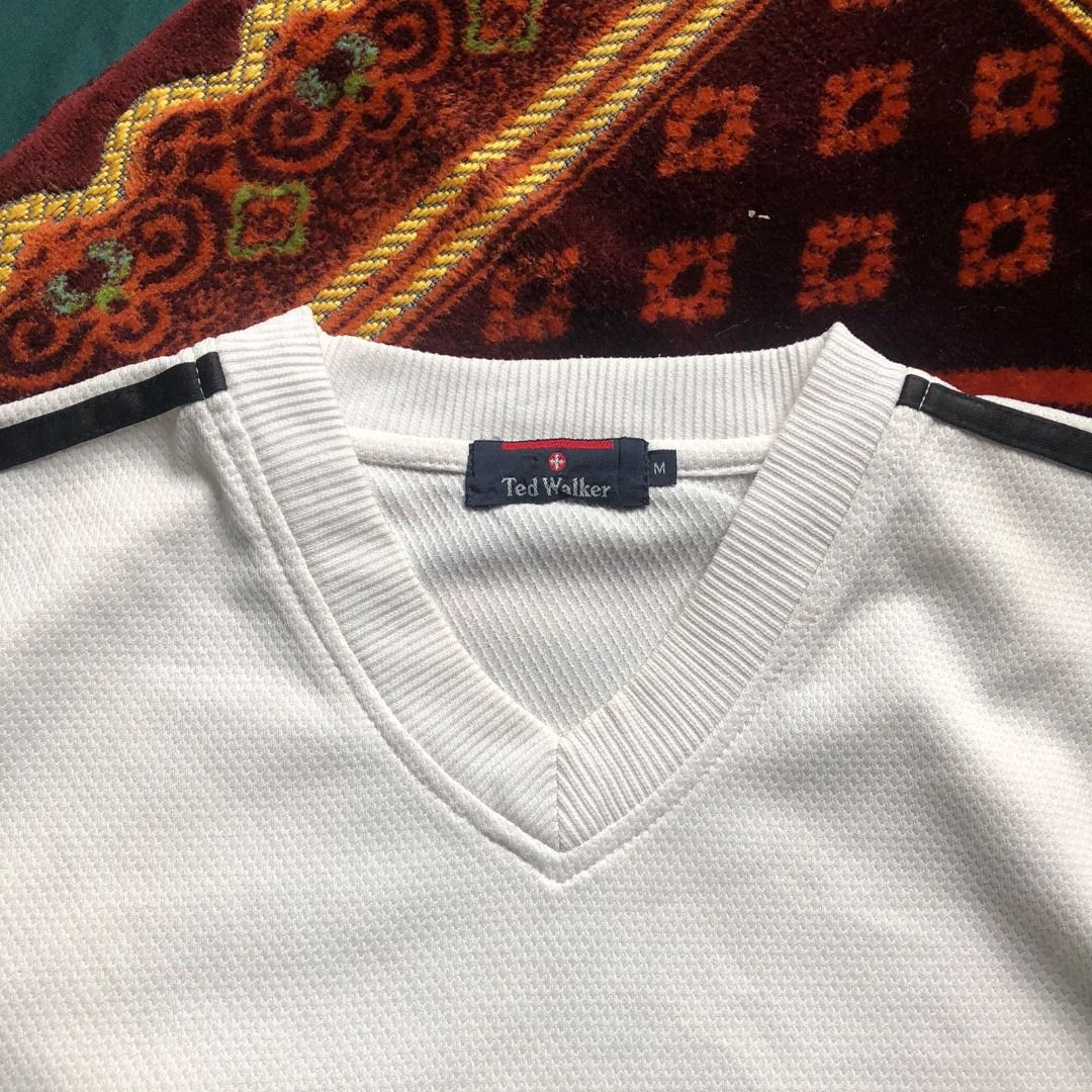 Ted Walker Plain White 3 Stripes Tee, Fesyen Pria, Pakaian , Atasan di ...