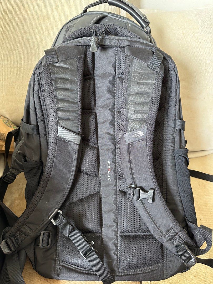 The North Face Recon Backpack, Men's Fashion, Bags, Backpacks on Carousell
