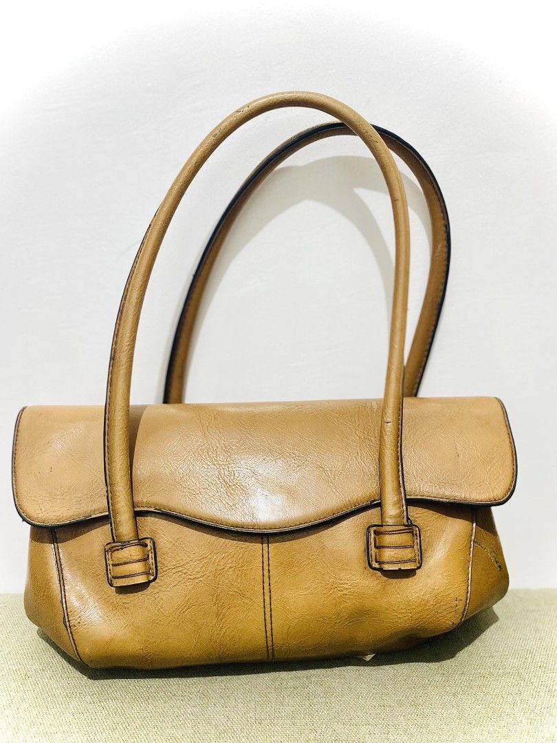 Tosoco Leather Bag on Carousell
