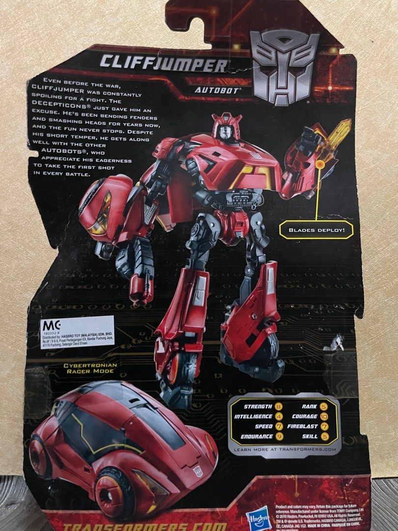 Tranformers Autobot CliffJumper, Hobbies & Toys, Toys & Games on Carousell