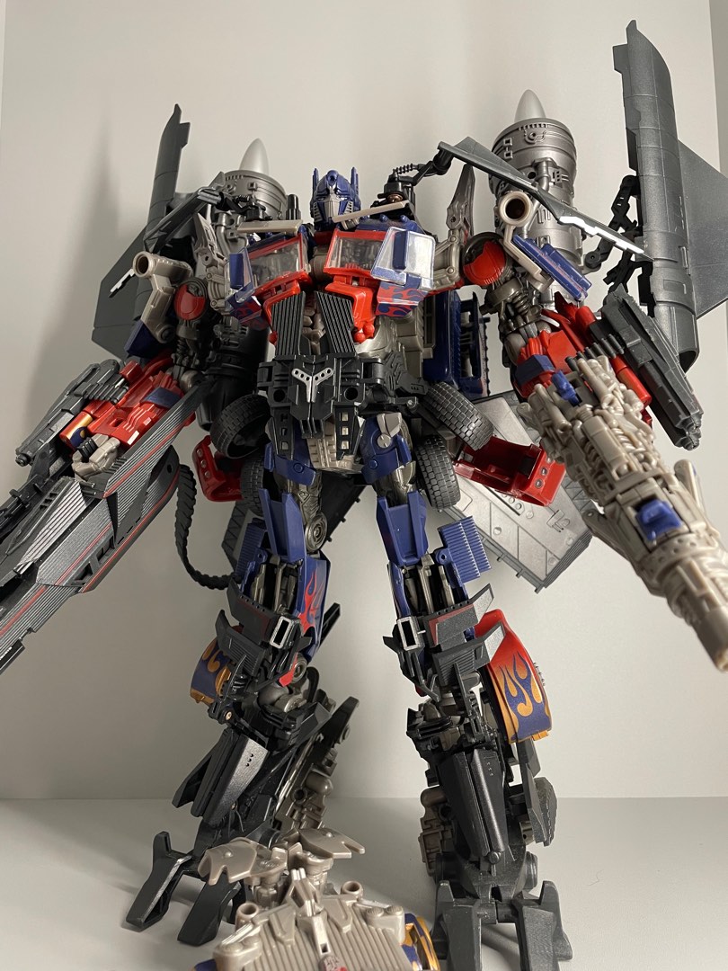 Transformers Striker Optimus Prime, Hobbies & Toys, Toys & Games on ...