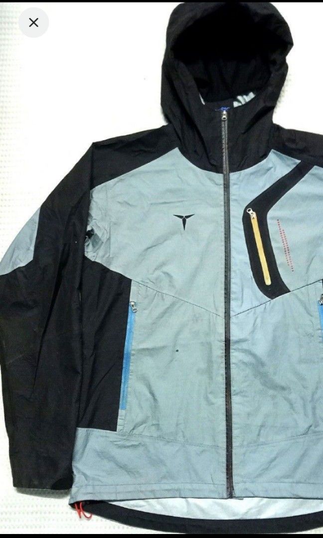TREKSTAR TECHNICAL OUTDOOR PERFORMANCE WATERPROOF WINDBREAKER JACKET ...