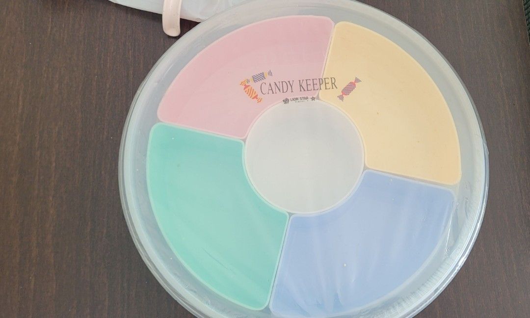 "Tupperware" container compartments, Furniture & Home Living ...