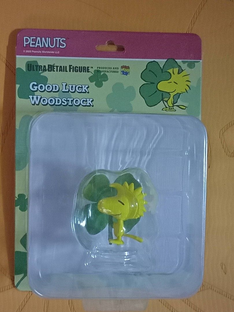 Ultra Detail Figure UDF Peanuts Snoopy Good Luck Woodstock, 興趣及遊戲, 玩具 ...