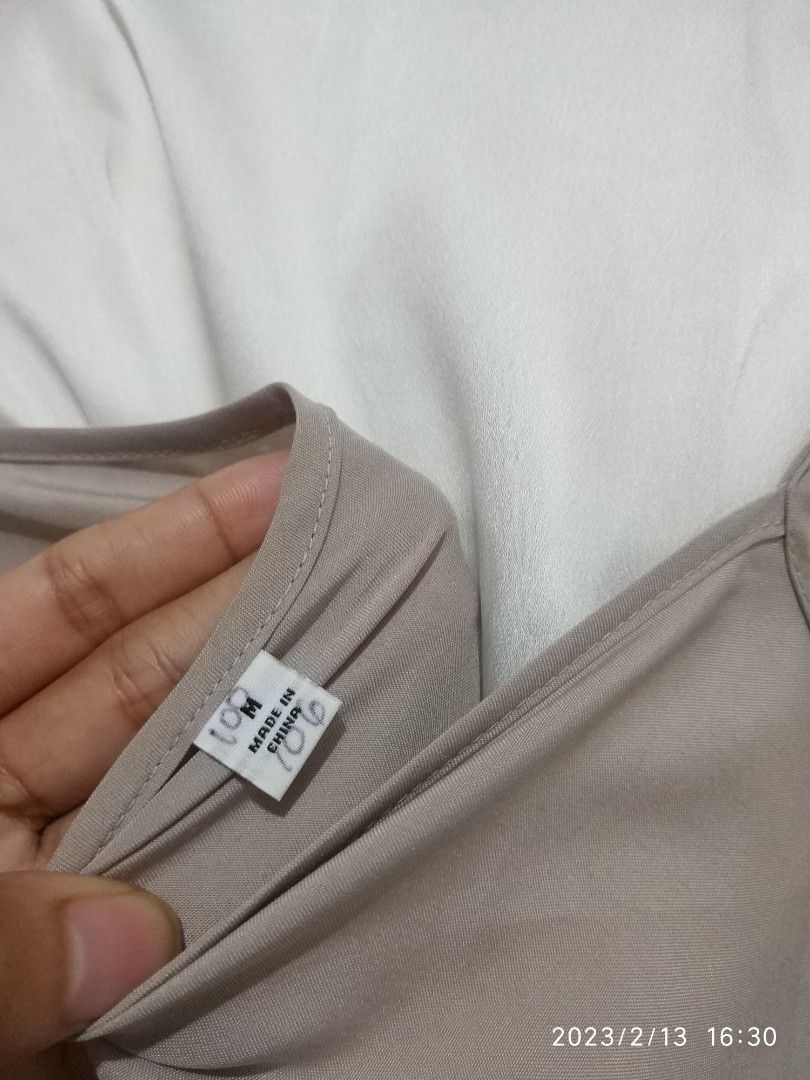 Uniqlo Coksu No Minus Overall Satin mix - LD : 100, PB : 106, Fesyen Wanita, Pakaian Wanita ...