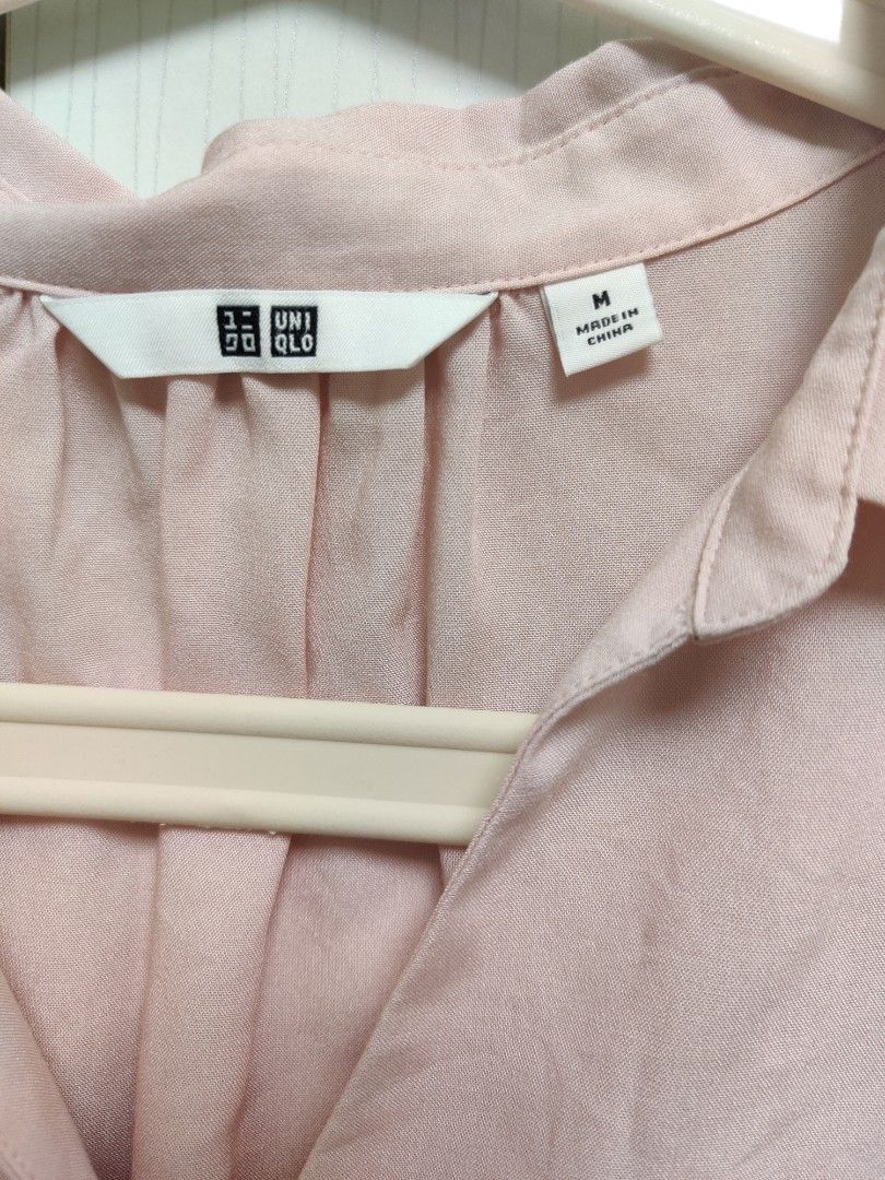 UNIQLO Pink Blouse, Women's Fashion, Tops, Blouses on Carousell