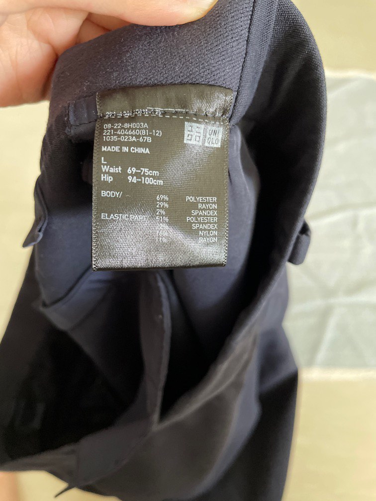 Uniqlo work pants, Women's Fashion, Bottoms, Other Bottoms on Carousell