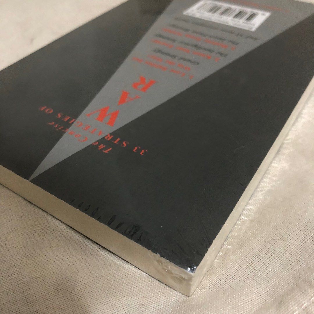 WAR The Concise 33 STRATEGIES OF War by Robert Greene, Hobbies & Toys ...