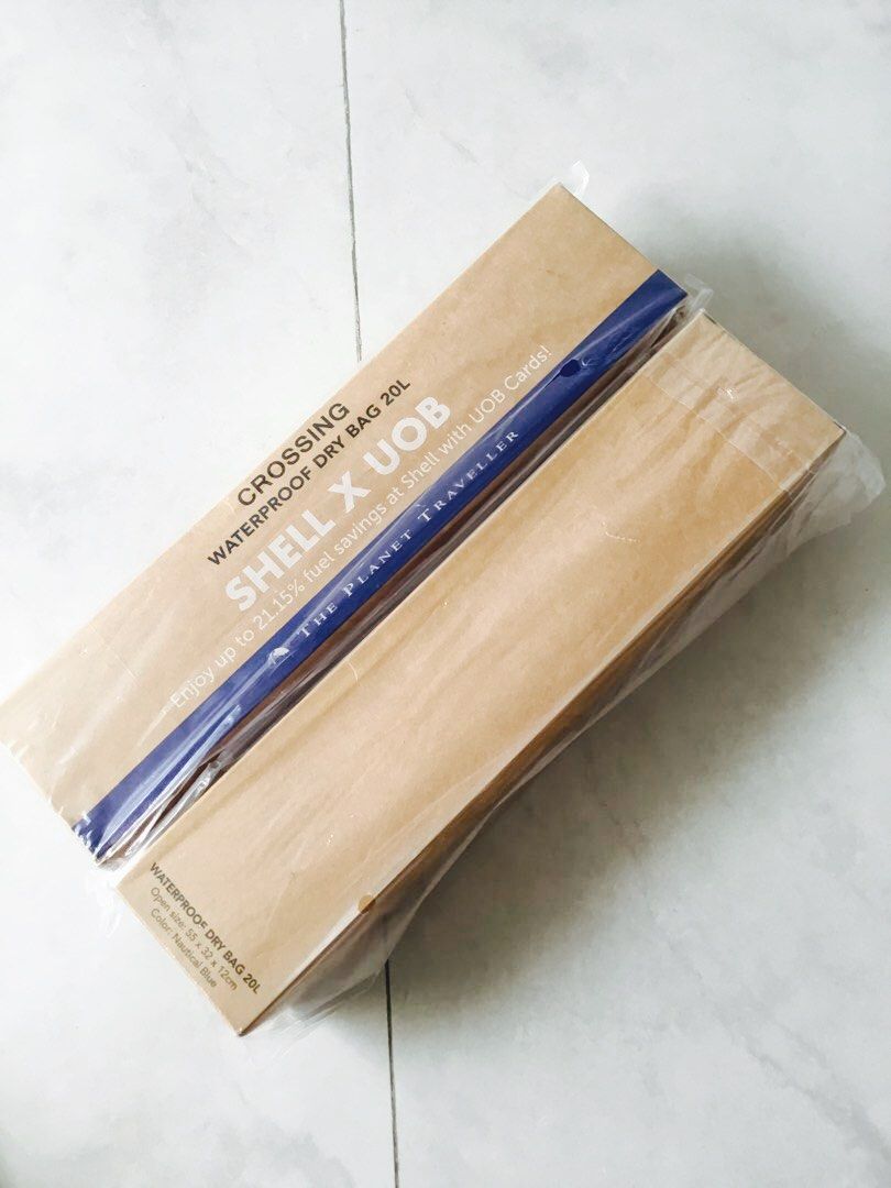 Waterproof Dry Bag 20L The Planet Traveller fr Shell x UOB, Hobbies ...