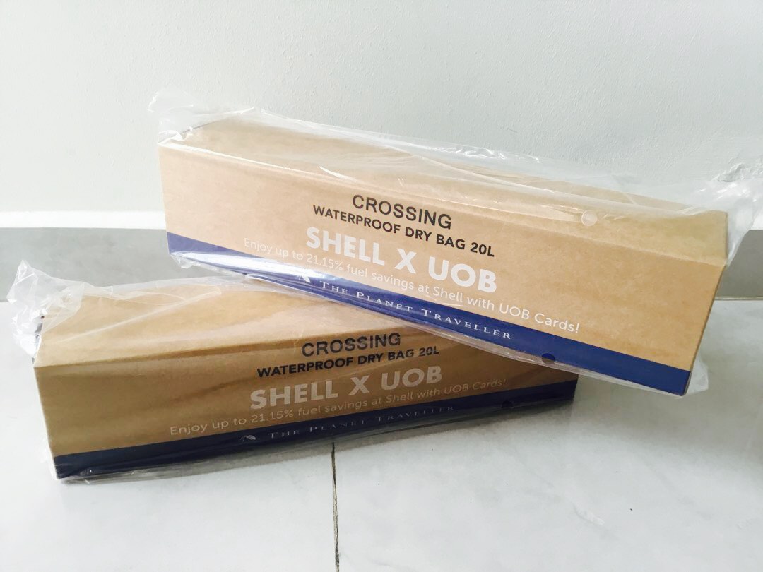 Waterproof Dry Bag 20L The Planet Traveller fr Shell x UOB, Hobbies ...
